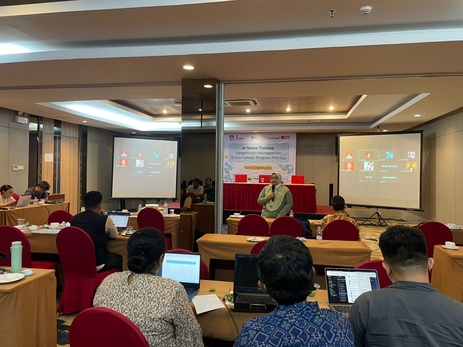 In house Training Pengelolaan Kepegawaian dan Internalisasi Program ...